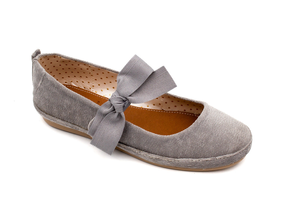 Zapato Flat para niña Libélula con traba moño MAFALDA– El Circo Boutique